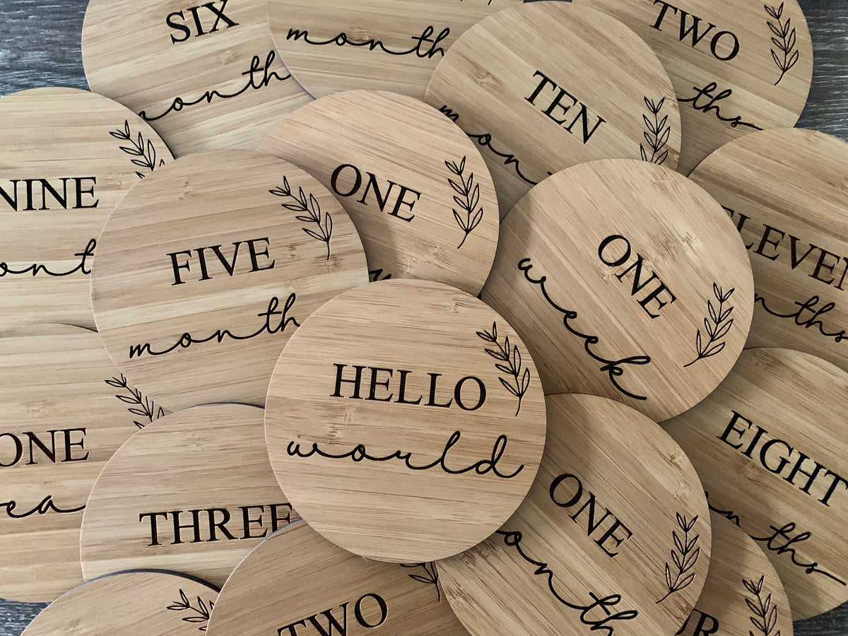 BABY MILESTONE DISCS – Butterfly Kisses Wall Art & Decor